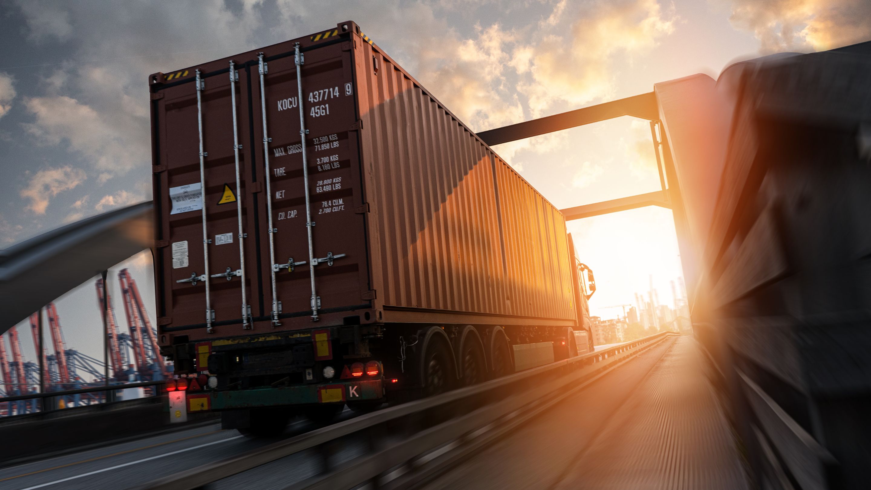 Trucking & Rail Logistics | Drayage & Transloading Services